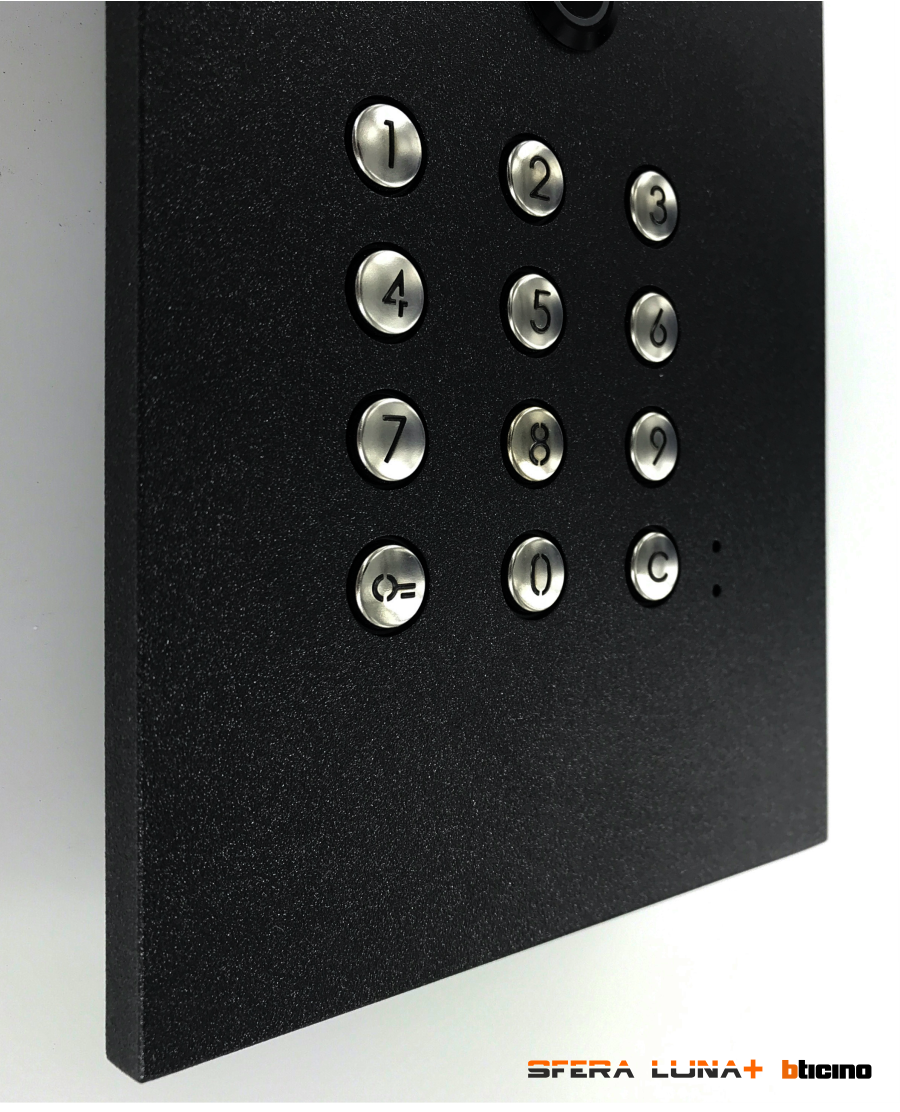 SFERA LUNA+ House sign engraved keypad Video Parlofonie High-End ...